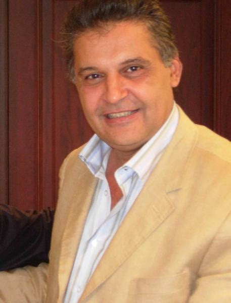 محسن جابر يرد فى إحدى القنوات التليفزيونيةبعض الفنانين بيحبوا يعملوا شو فن ومنوعات الموجز اليوم