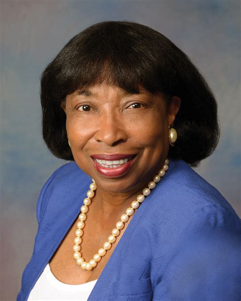 Sarah Eichenbergers Instagram Twitter And Facebook On Idcrawl