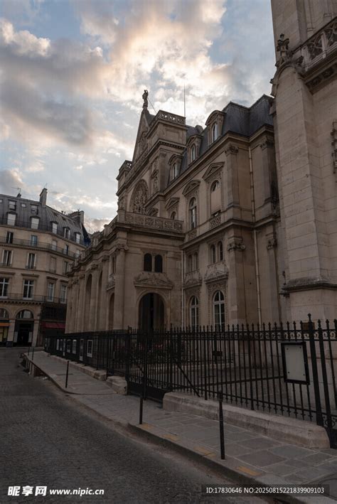巴黎古老建筑街景摄影图国外旅游旅游摄影摄影图库昵图网