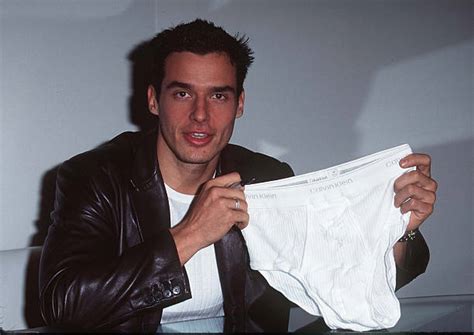 Antonio Sabàto Jr Page 6 Lpsg