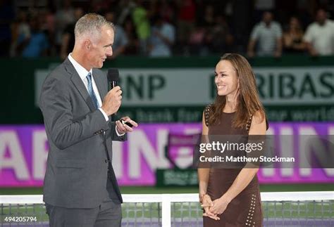 Martina Hingis Recieves Hall Of Fame Ring From Tennis Hall Of Fame