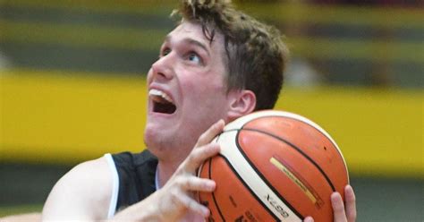 Gloger Ist Im Team Der Uni Baskets Paderborn Kaum Zu Stoppen Nw De