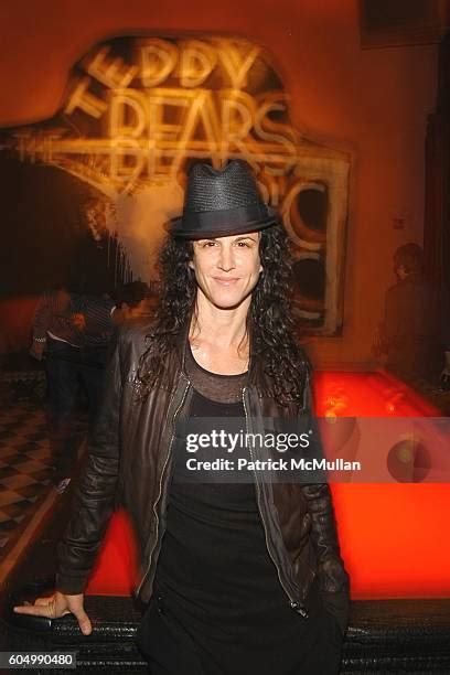 Amanda Scheer Demme Photos And Premium High Res Pictures Getty Images