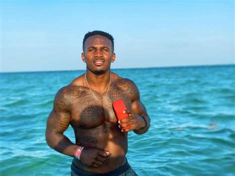 Chase Edmonds Chaseedmonds • Instagram Photos And Videos Edmonds Football Uniform Gentleman