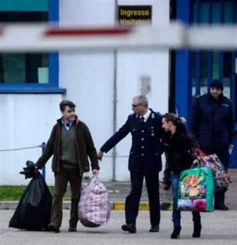 Valter Lavitola Lascia Il Carcere Dopo 4 Anni Andra Ai Domiciliari