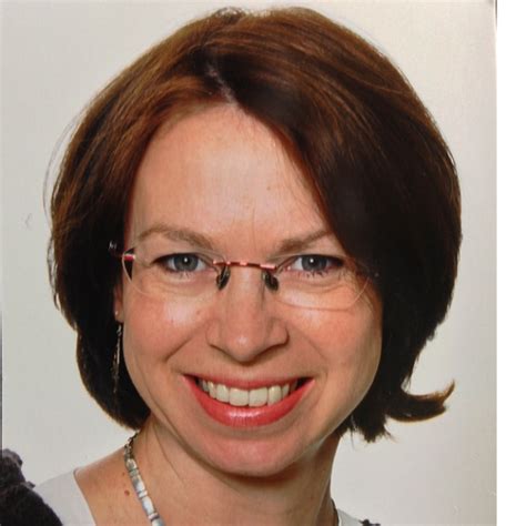 Isolde Schümann Publizistik Und Anglistik Universität Wien Xing