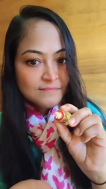 Lipstick Hack 😱 Shorts Lipstickhacks Beutyhack Makeup Treandinghacks Hack Youtube