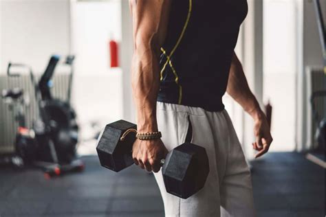 8 Best Calf Exercises With Dumbbells To Build Muscle The Fitness Phantom