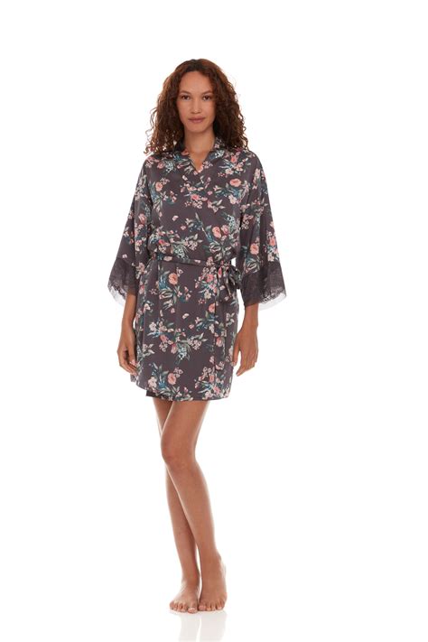 Andrea Wrap Flora Nikrooz