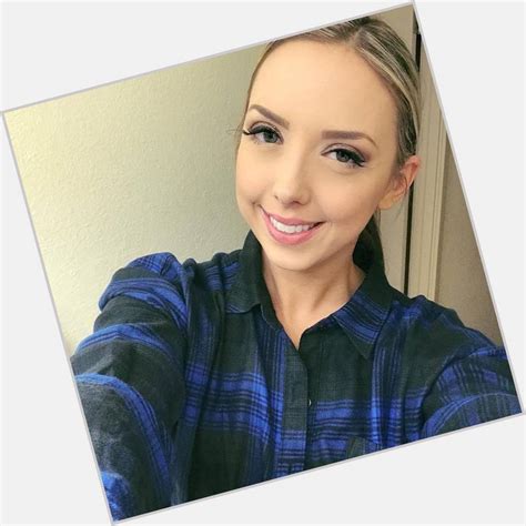 Laura Dennis Official Site For Woman Crush Wednesday Wcw