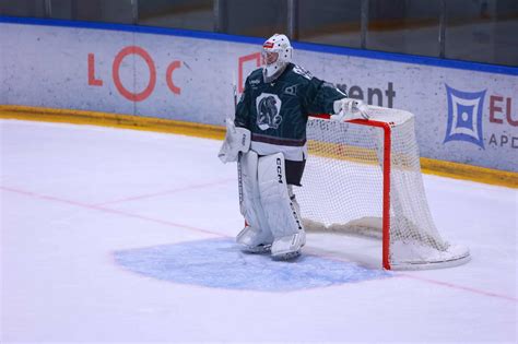 “liepājas” čehu Vārtsargs Valenta Par Līmeņa Atšķirībām Latvijā Un