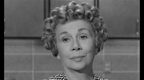 Bornonthisday Bea Benaderet Thebeverlyhillbillies Youtube