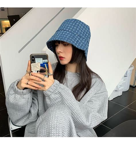25 Best Bucket Hat Looks To Get For Your Outfits Atinydreamer