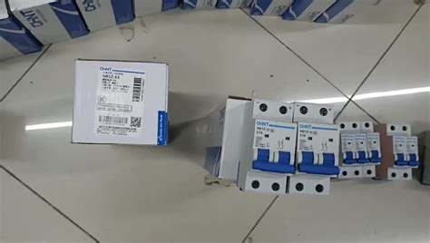 Chint Mccb Chnt Nxb 125 1p C100 2p C80 C100 C125 3p C63 C80 C100 C125 4pc80 C100 C125 Moulded