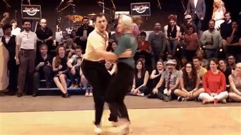 Henric And Joanna Stillman Wow Crowd With Swing Routine — Inspiremore