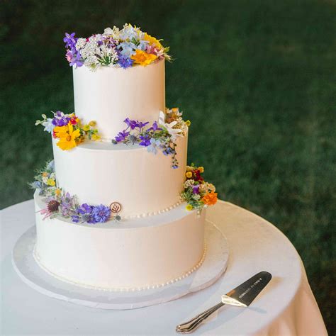 85 Of The Prettiest Floral Wedding Cakes
