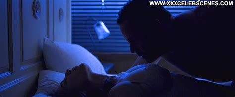 Losing Alice Ayelet Zurer Posing Hot Bed Bra Shirt Nude Scene Babe