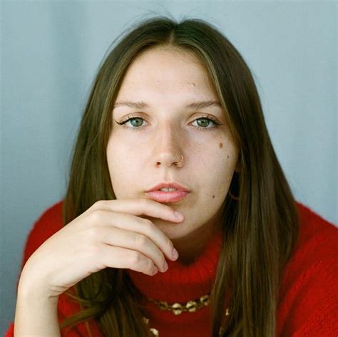 Sarah Carton Songs Events And Music Stats