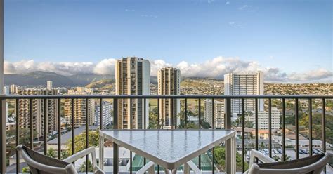 Aston Waikiki Sunset £100 Honolulu Hotel Deals And Reviews Kayak