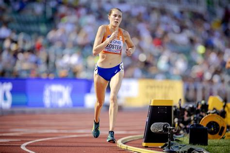 De Spelen Van Parijs Lonken Voor Atlete Maureen Koster Na Inktzwarte