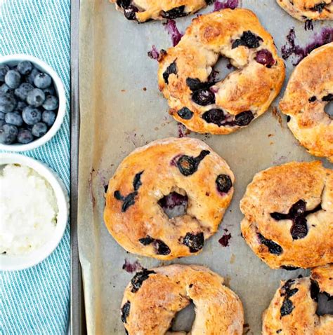 Easy Two Ingredient Blueberry Bagels