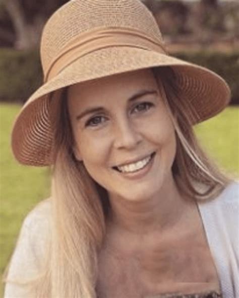 Jodi Van De Wydeven Karen Kay Management