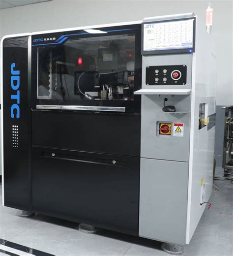 异形元件使用异形插件机自动化生产电子制造的新纪元 炬鼎科技（东莞）有限公司