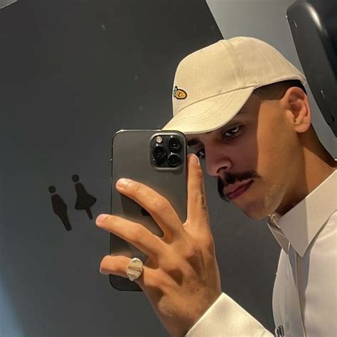 وهاب‎ 1 • Threads Say More