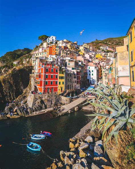 Riomaggiore Cinque Terre The Most Peaceful Village In Cinque Terre