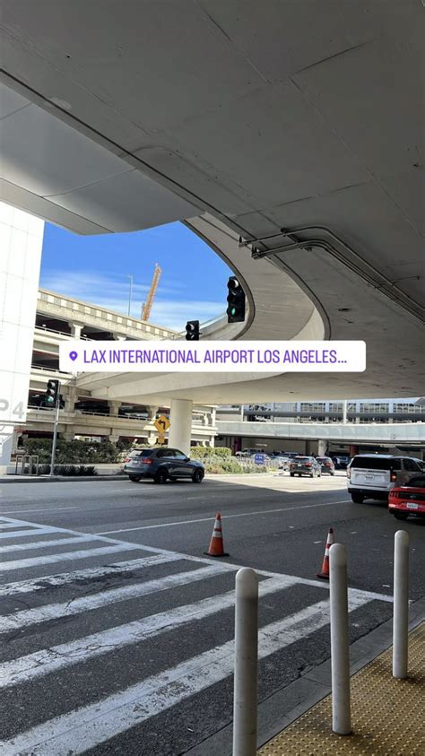 Pin On Fw23 {37} Los Angeles Airport Life In Usa Los Angeles Aesthetic