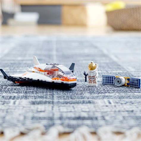 Lego City Satellite Service Mission 60224 Building Kit 84 Pieces
