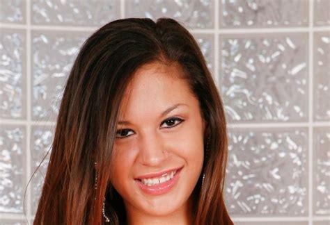 Ariana Fox Biographywiki Age Height Career Photos And More