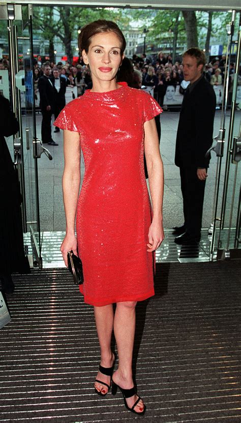 25 Years Ago Julia Roberts Paired A Sequin Dress With Armpit Hair