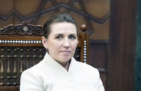 Primera Ministra Danesa Diagnosticada Con Latigazo Cervical Leve