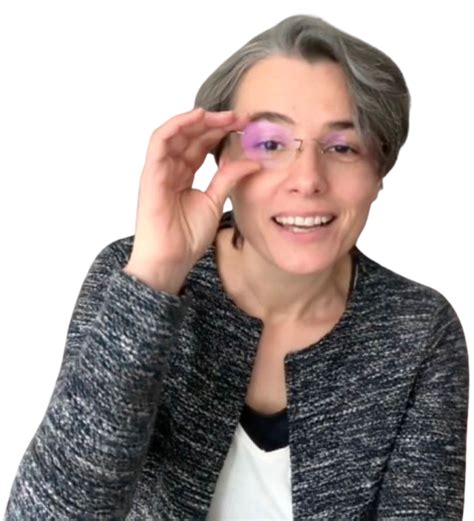 Dr Sanda Maria Avram Associate Professor