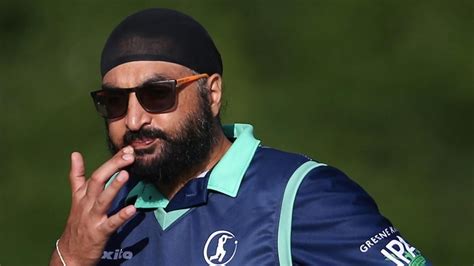 43 Year Old Former England Test Spinner Takes Five Wicket Haul In Sydney Grade Cricket Cricket