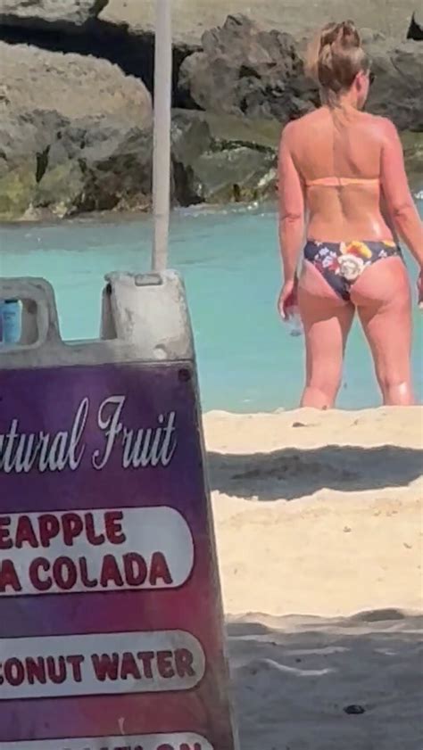 Beach Bikini Pee Video 2