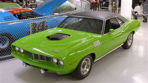 Heres How Fast A 1971 Plymouth Hemi Cuda Really Is