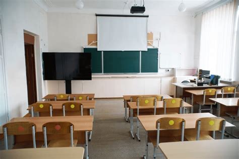 1317 Classroom Tv Royalty Free Photos And Stock Images Shutterstock