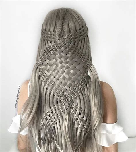 German Teenager Creates Amazing Braid Hairstyles