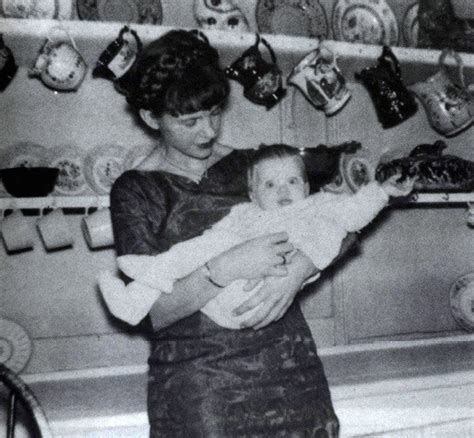 ♥ Loving Sylvia Plath ♥ Full Moon And Little Frieda A Cool Small