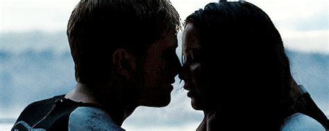 Catching Fire Katniss And Peeta Kiss
