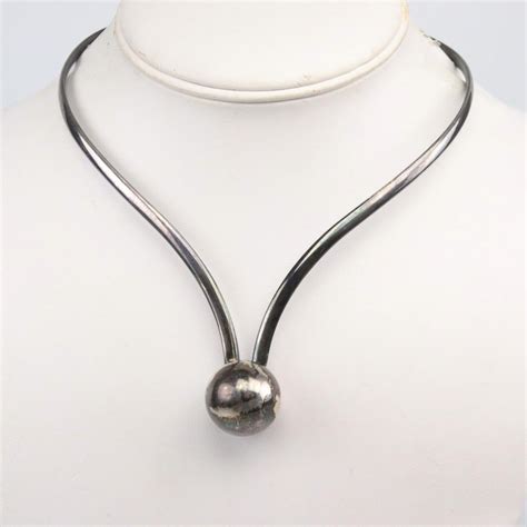 Alton Sweden Sterling Silver Modernist Ball End Neck Ring Property Room