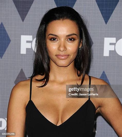 Jessica Lucas Hot Pictures