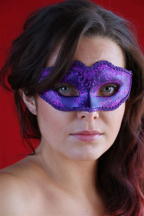 Sophie Modelling In My Studio Sunglasses Women Modelling Carnival