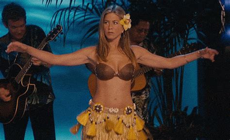 Jennifer Aniston Just Seems To Get Hotter With Each Passing Day 15 S
