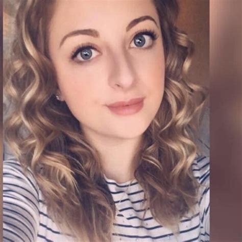 Younique With Rachel Bordon