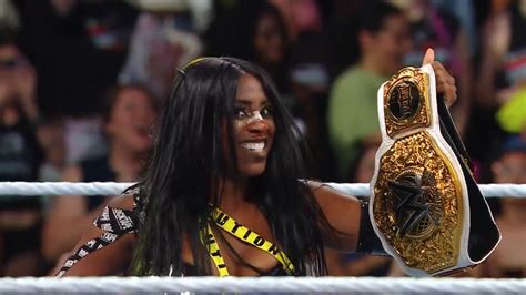 Naomi Loses At Evolution Leaves As Champion After Shocking Cash In