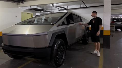 Filipe Ret Tem Tesla Cybertruck Mclaren De R 3 Milhões E Não Dispensa Bmw