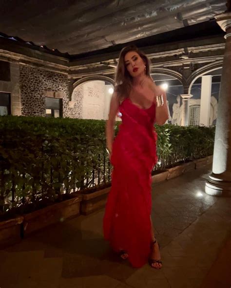 Senida Hajdarpasic Senidahs Feet